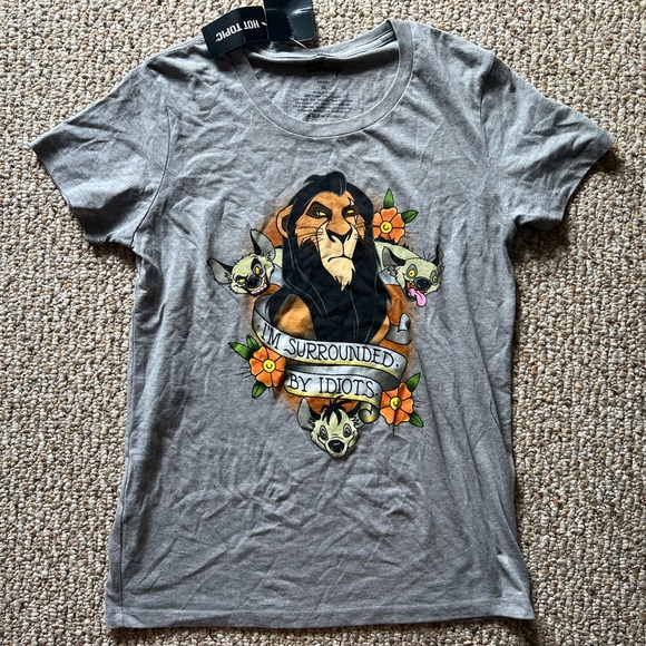 Disney | Tops | Nwt Disney Hot Topic Ladies Cut Lion King Scar Graphic ...